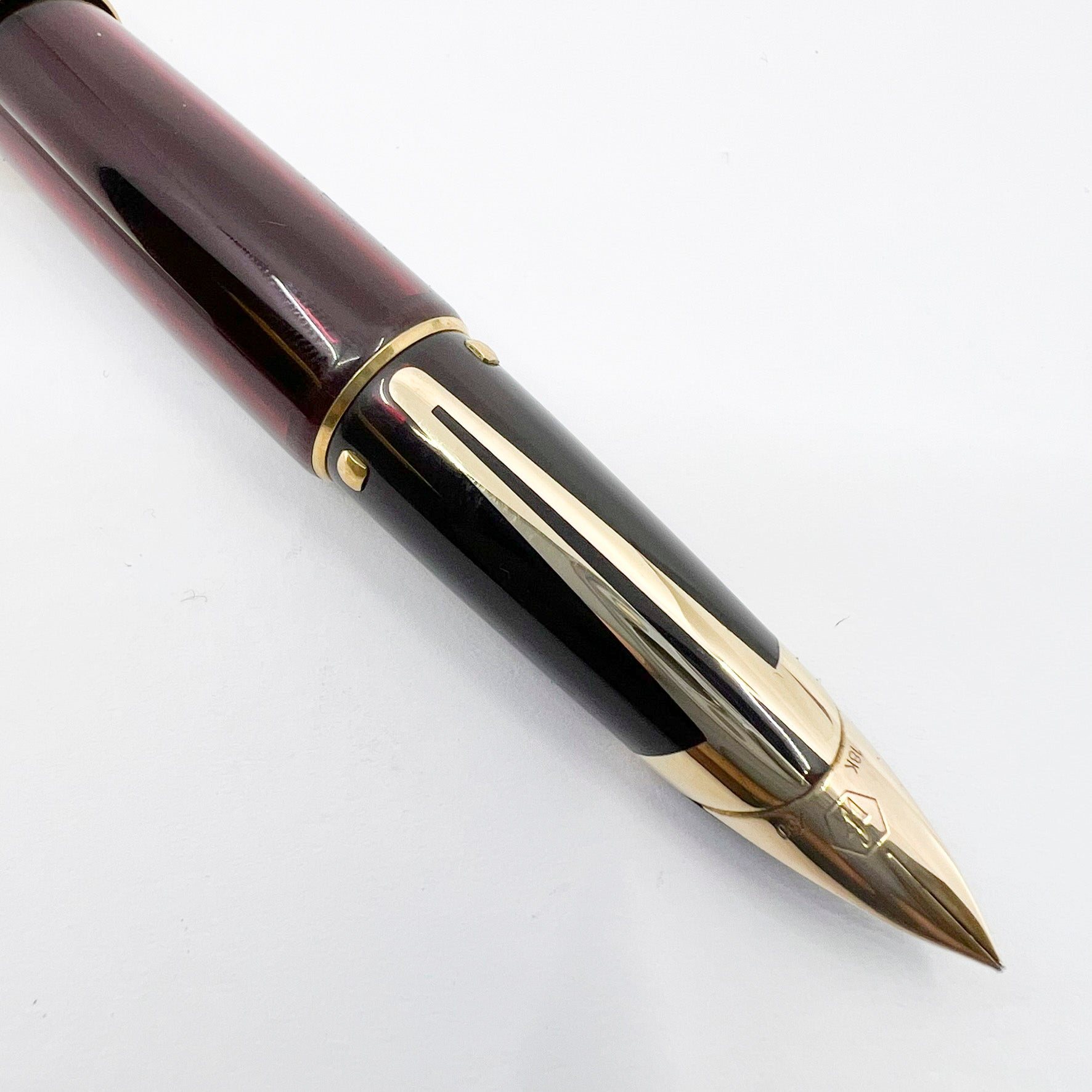Waterman Edson Ruby Red Translucent Fountain Pen - Extra Fine 18kt Gol ...