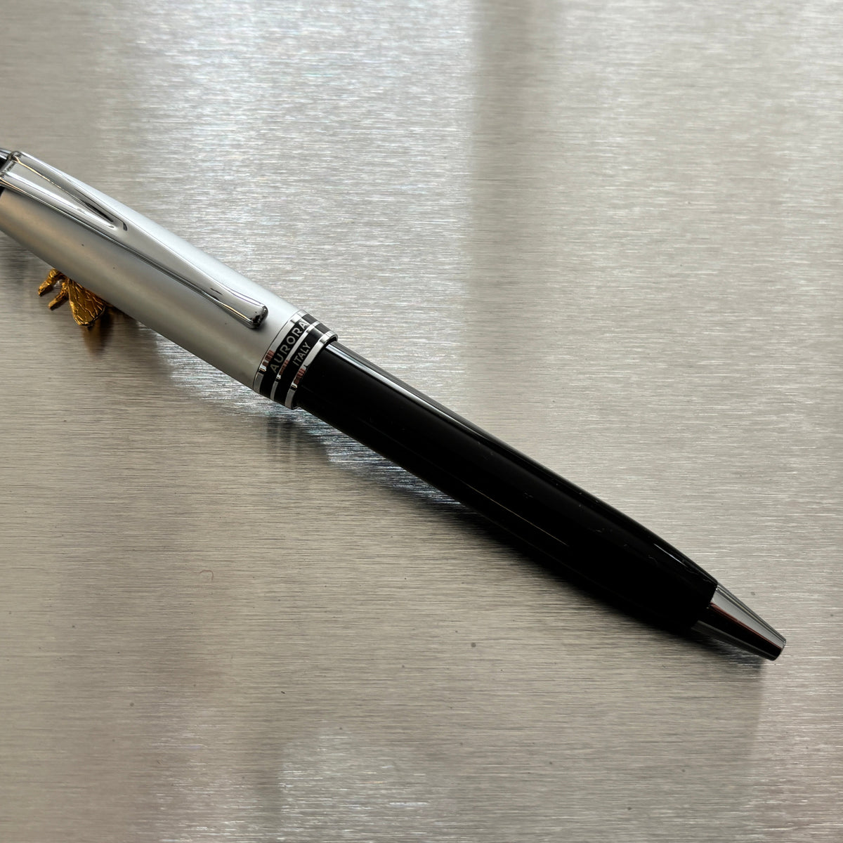 Aurora Ipsilon Black silver matte Cap - Ball Pen – Fountain Pen Hospital