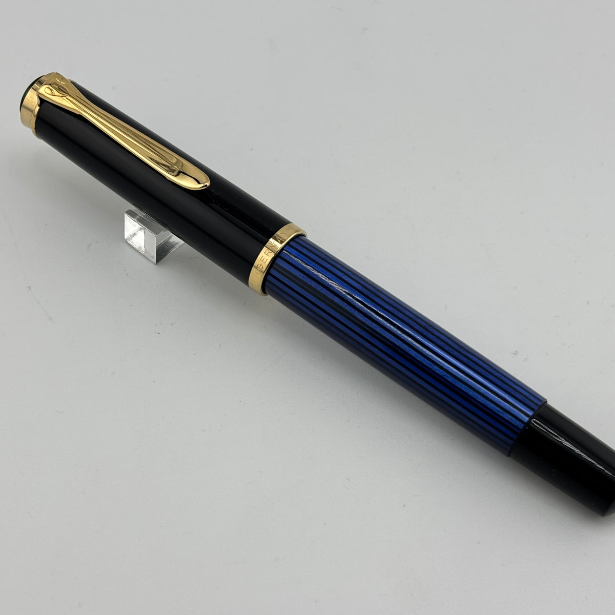 Pelikan M400 Black Cap/Blue Striped Barrel "Early Style" - Medium 14kt ...