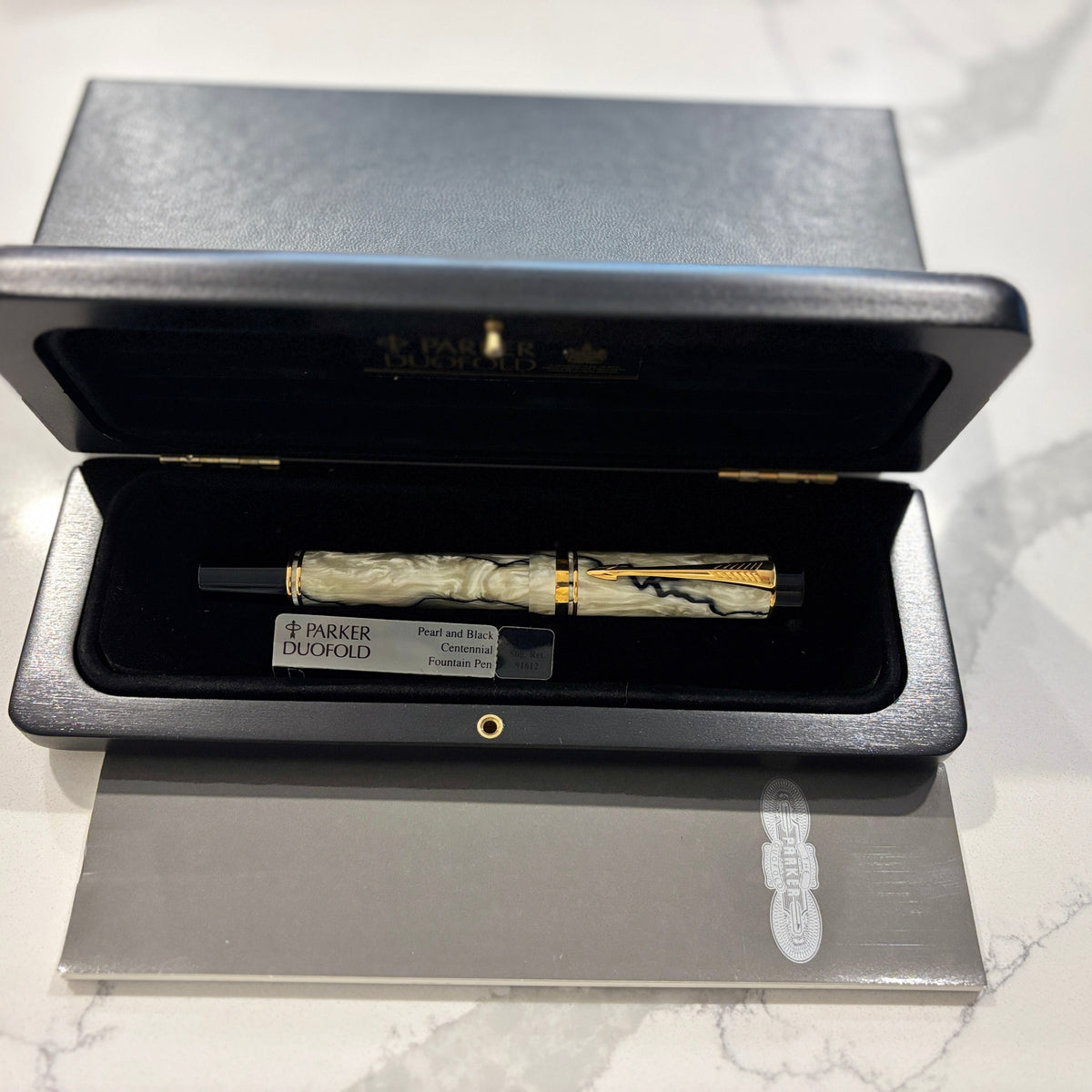 Parker Duofold Centennial Black and Pearl Fountain Pen - Medium 18kt G ...